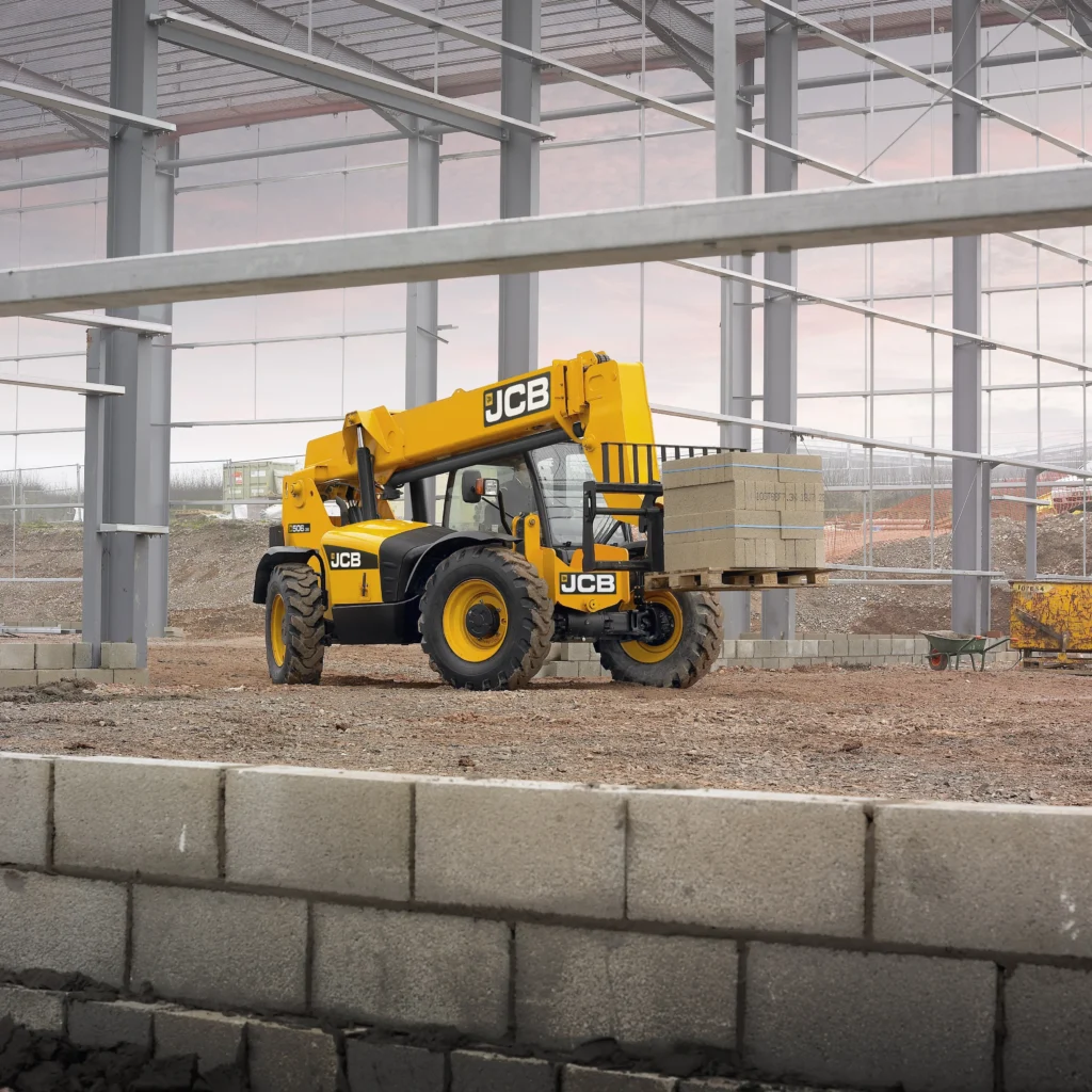 Rough Terrain Forklift Training & Telehandler Certification ON